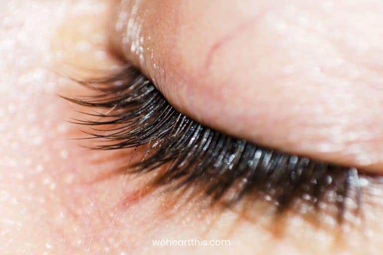 What Are Wispy Eyelash Extensions? The Ultimate Guide