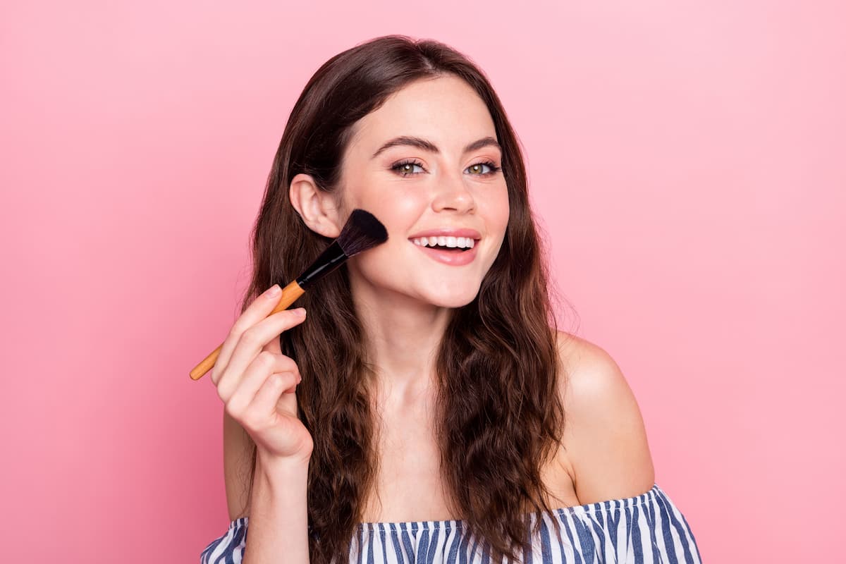 The Top Order To Apply Makeup: Your Go-To Guide