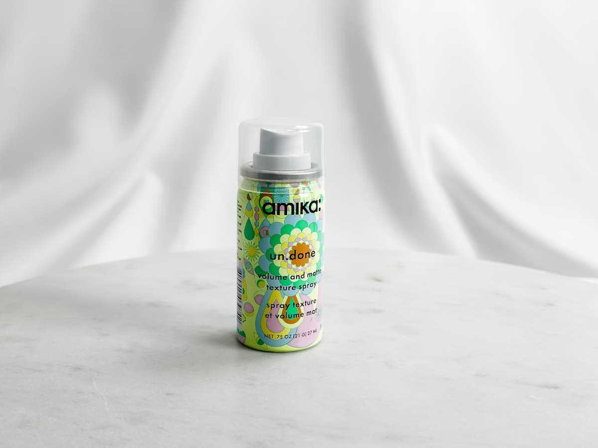 10 Top-Smelling Hairsprays For Long-Lasting Curls