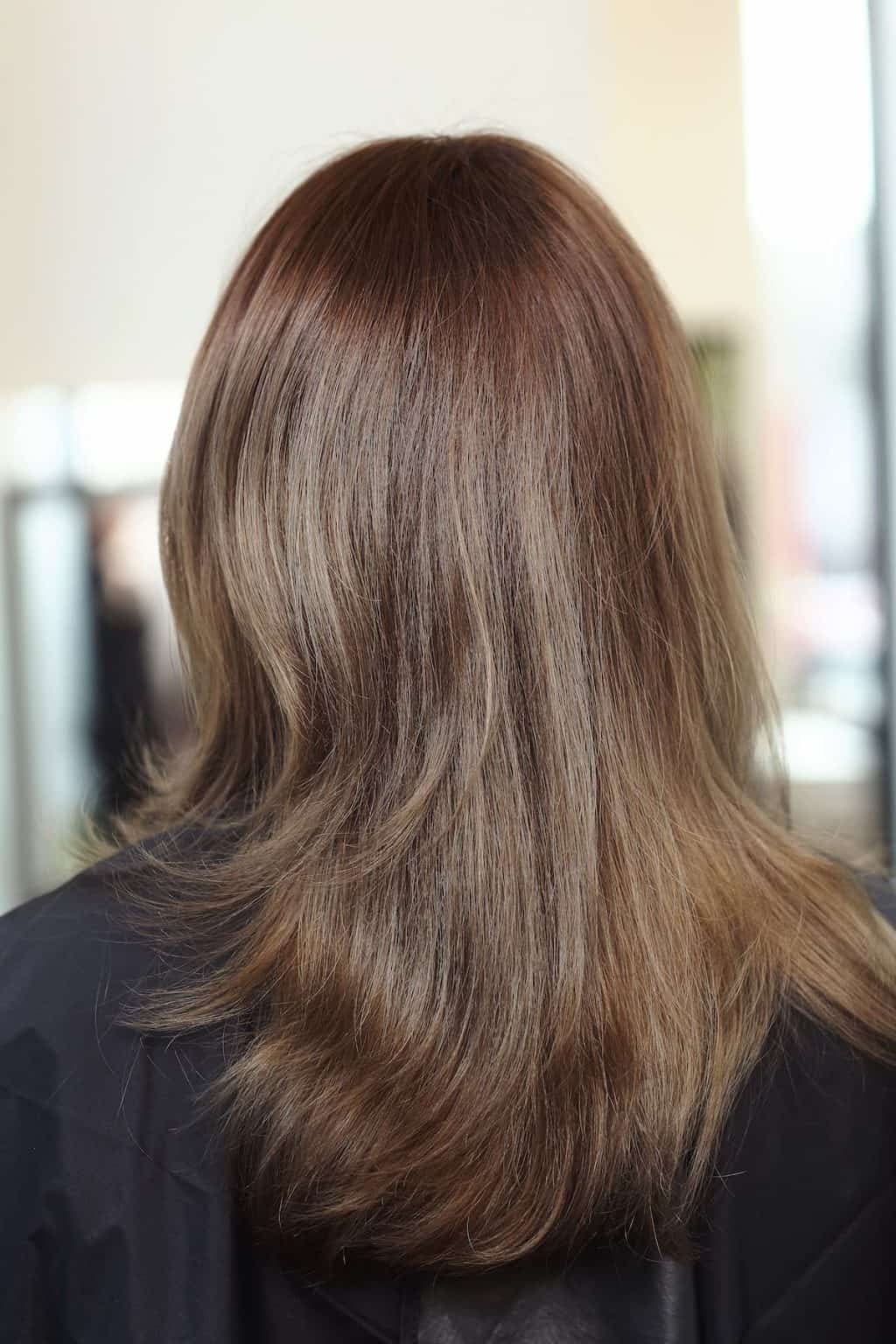8 Hazelnut Hair Colors You Should Try + Top Hazelnut Hair Dyes