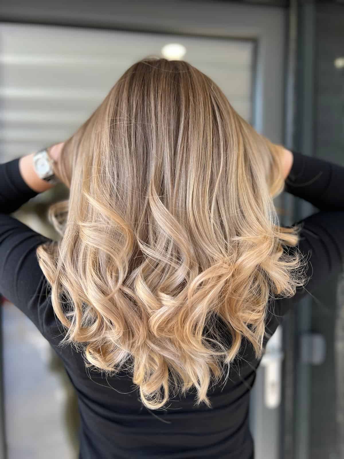 30 Flattering Haircuts for Plus-Sized Women