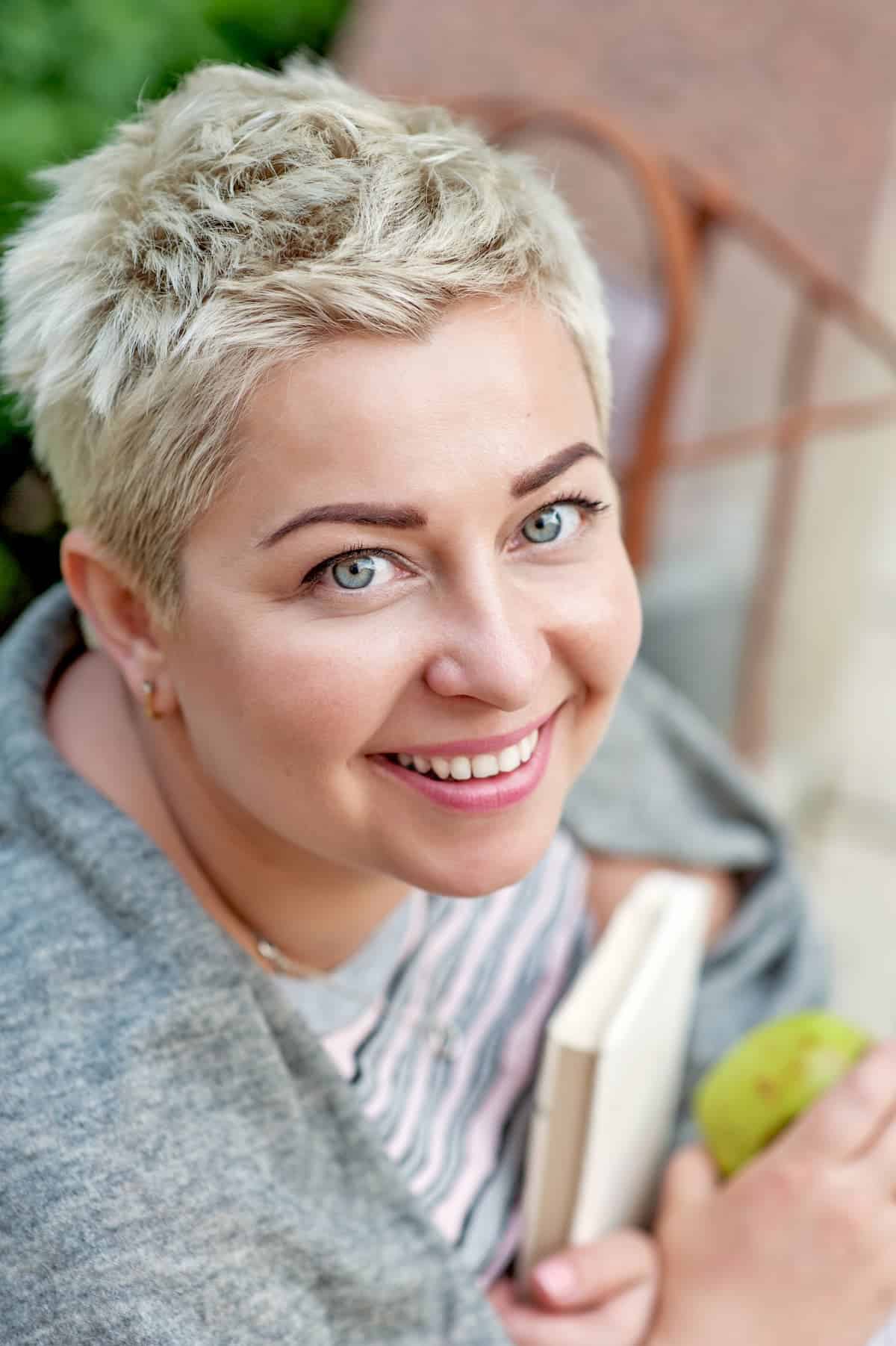 30 Flattering Hairstyles for Plus-Sized Women