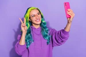 30 Flattering Haircuts for Plus-Sized Women