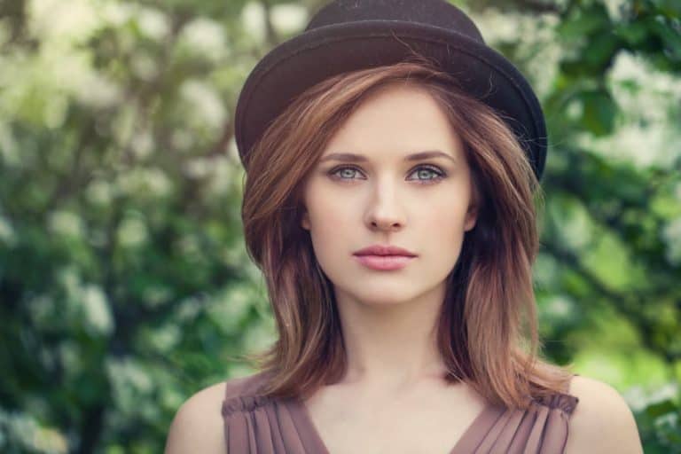 18 Flattering Hairstyles for Pear-Shaped Faces