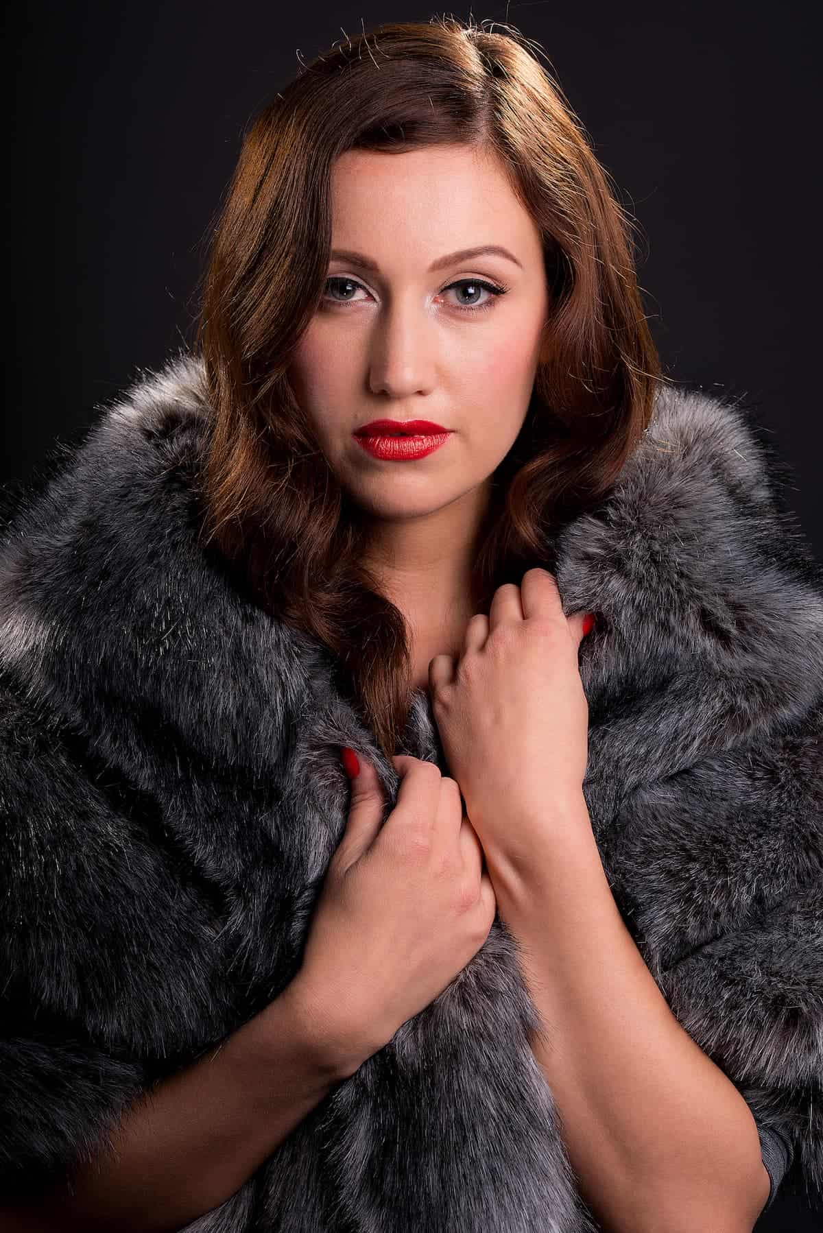 18 Flattering Hairstyles for Pear-Shaped Faces