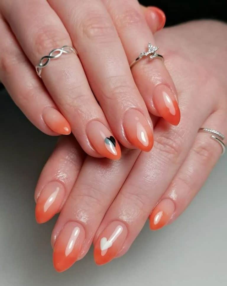 40+ Peach Nail Designs That Are Cheerful and Chic