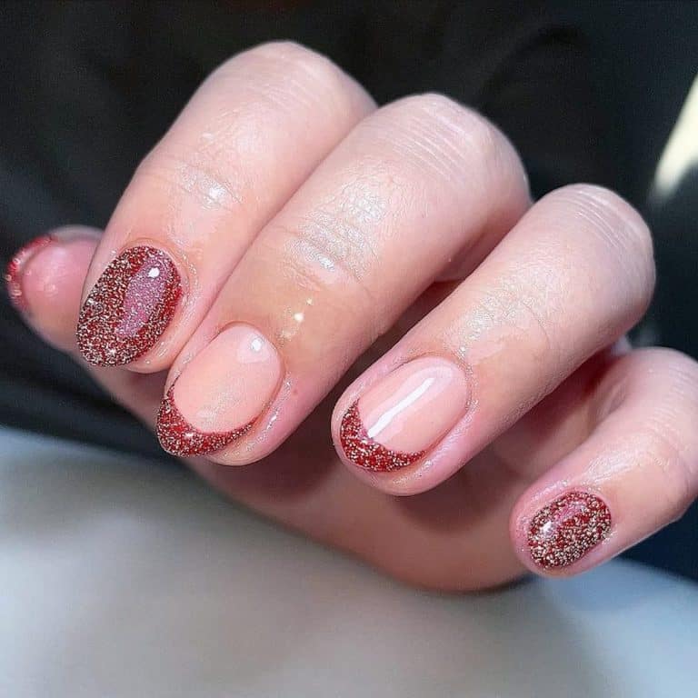 45 Stunning Red Nails with Glitter for a Striking Manicure