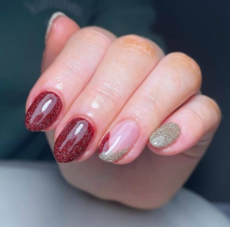 45 Stunning Red Nails with Glitter for a Striking Manicure