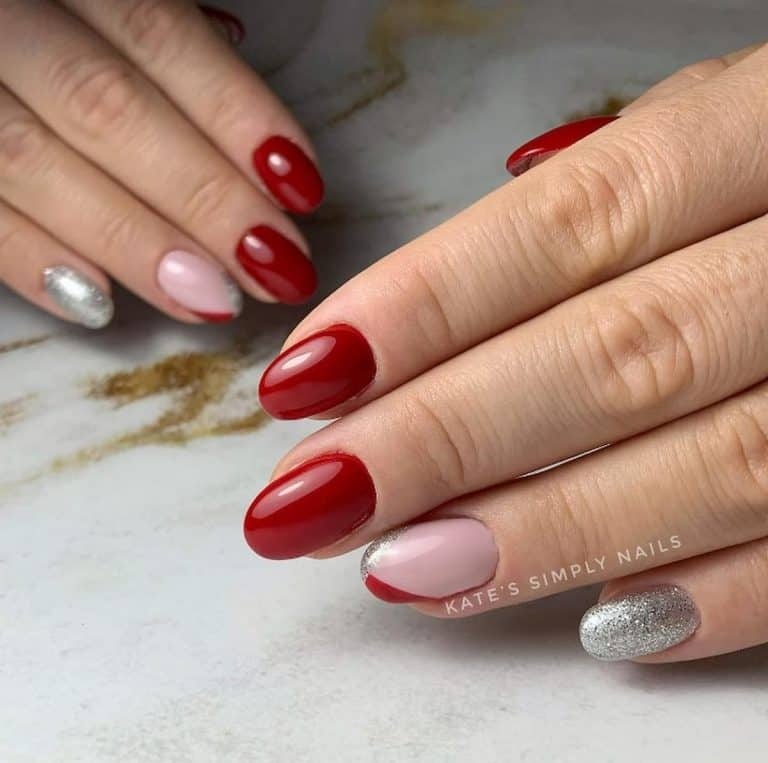 45 Stunning Red Nails with Glitter for a Striking Manicure