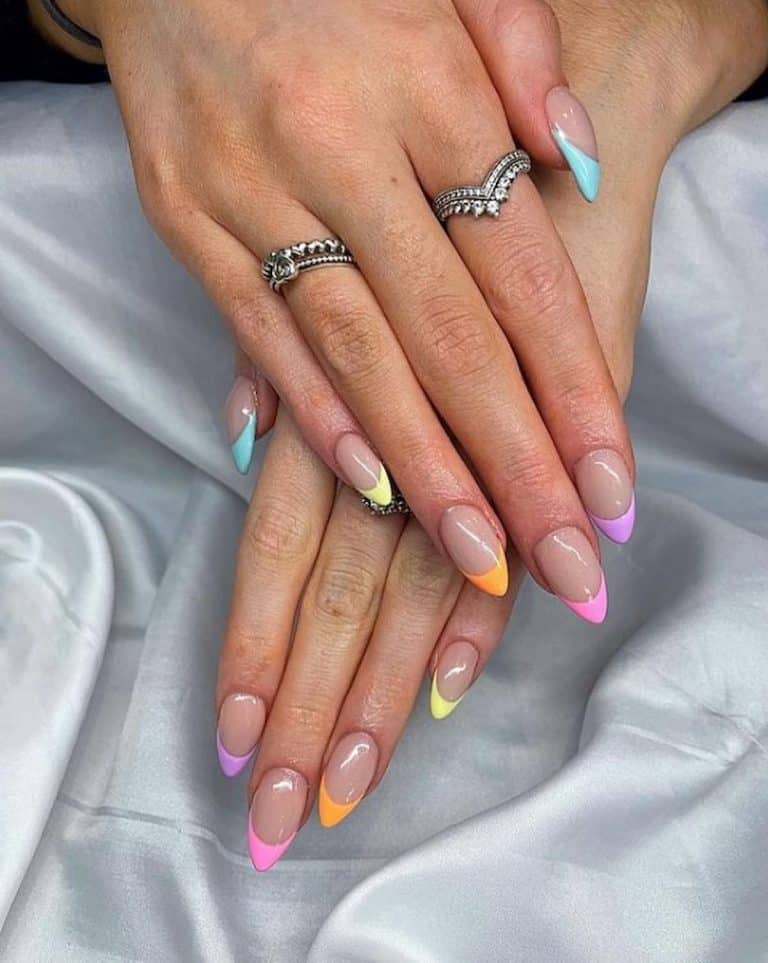 45 Vibrant Spring Acrylic Nails To Elevate Your Spring Style!