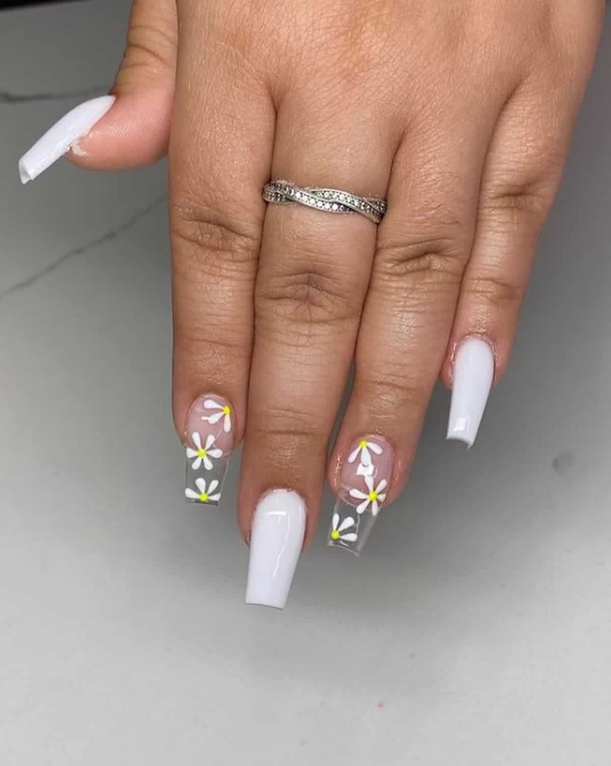 45 Vibrant Spring Acrylic Nails To Elevate Your Spring Style!