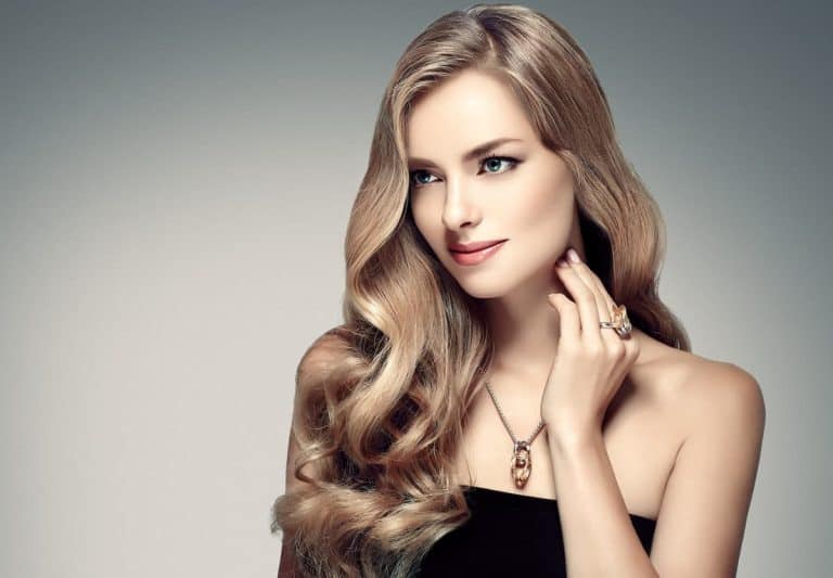 25 Blonde Hair with Lowlights Examples For Gorgeous Dimension