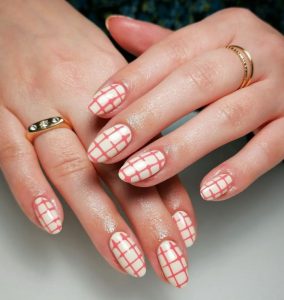40+ Nail Designs With Lines for Creative Minimalists