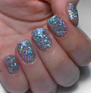 27 Gorgeous Silver Nail Designs for a Sleek, Sophisticated Style