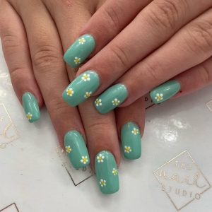 45 Simple Spring Nail Designs For Your Next Manicure