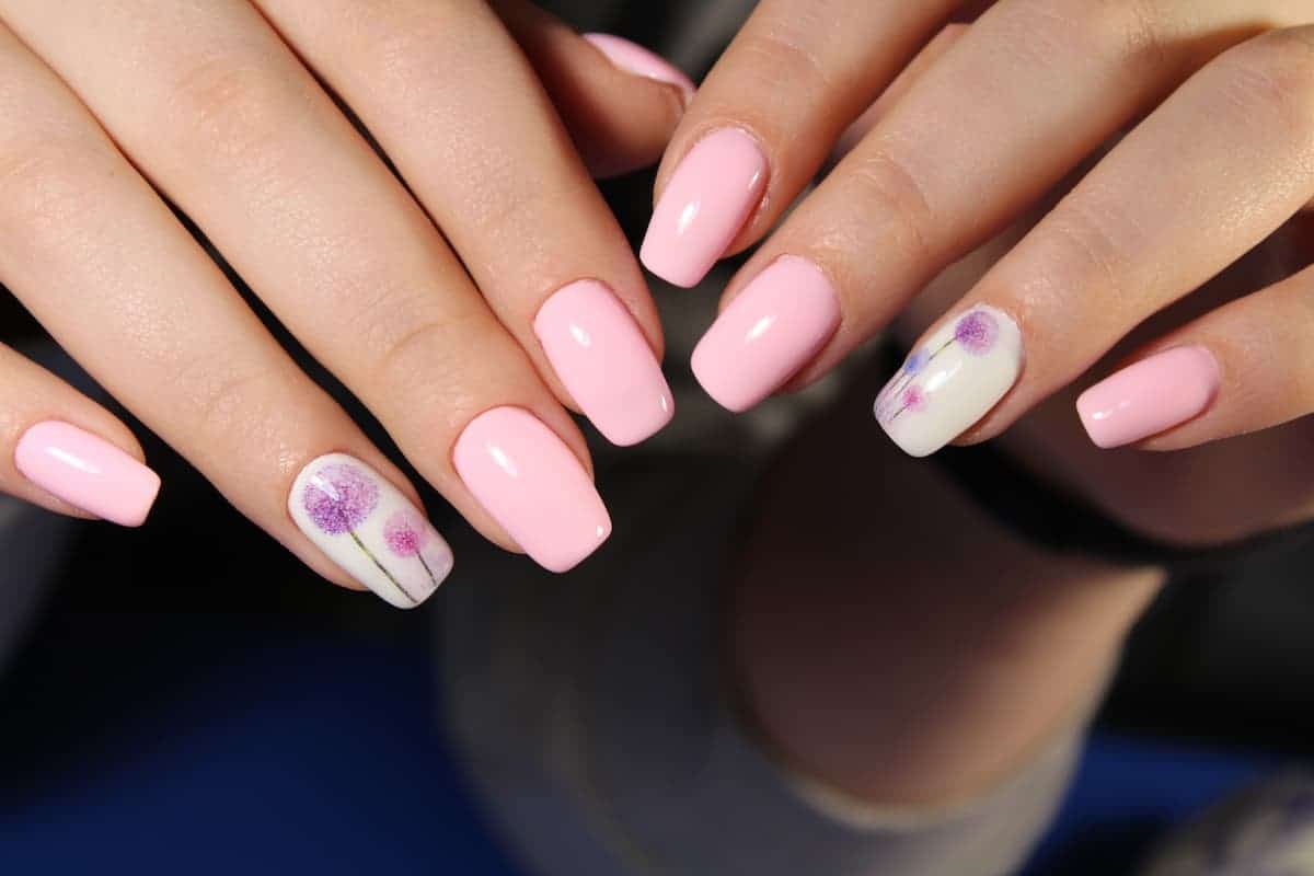 45 Simple Spring Nail Designs For Your Next Manicure
