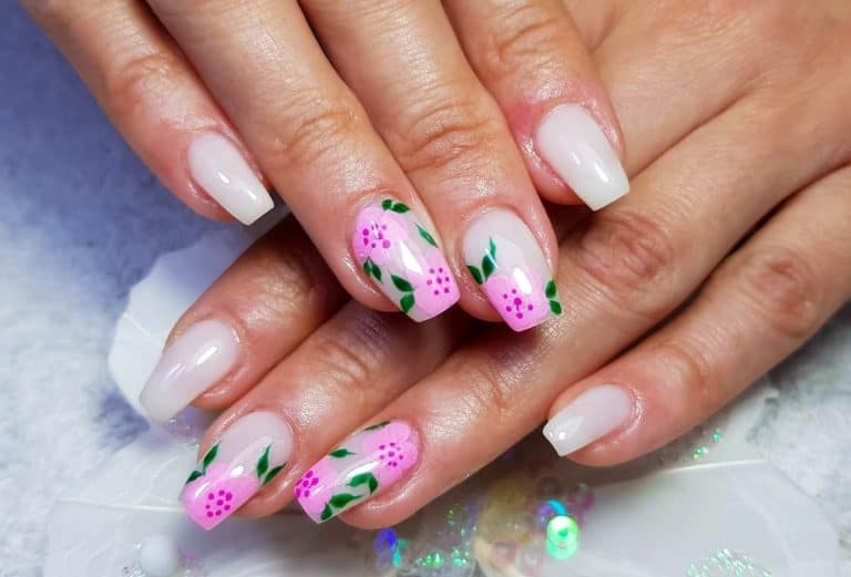 45 Simple Spring Nail Designs For Your Next Manicure