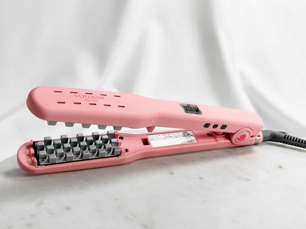 Voloom Reviews: Is This the Flat Hair Solution You Need?