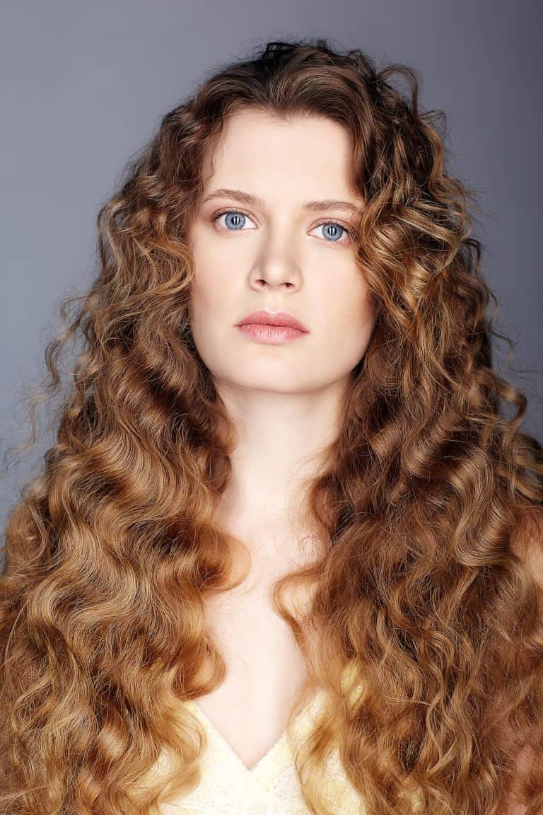 2C Hair Guide: Care and Style Tips for This Hair Type