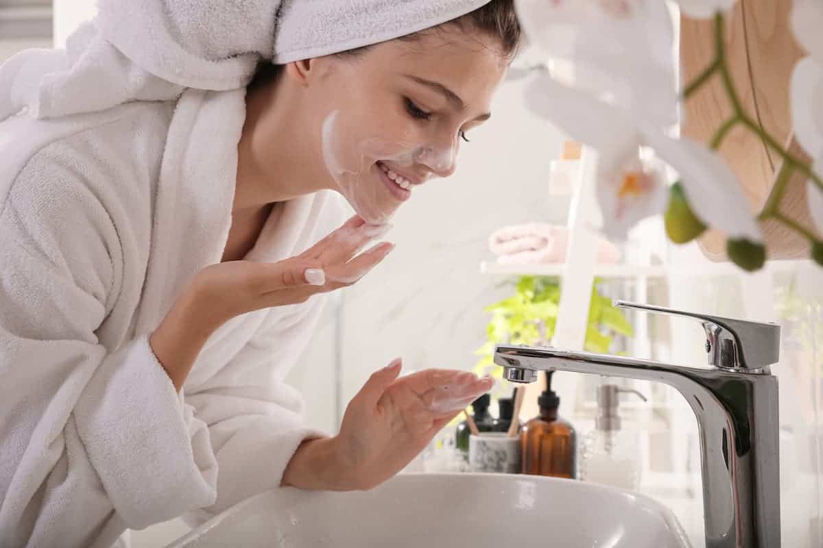 Cleanser vs. Face Wash: A Showdown for Cleansing Supremacy