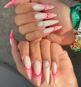 40 Gorgeous White Nail Designs You’ll Absolutely Love!