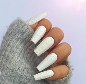 40 Gorgeous White Nail Designs You’ll Absolutely Love!