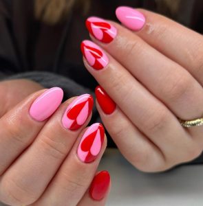 36 Flirty Pink and Red Nails We’re Totally Swooning Over!
