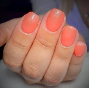 30+ Coral Nail Ideas for the Ultimate Chic Look