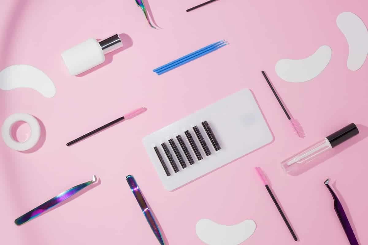 Russian Volume Lashes: Types, Styles, Steps, and More