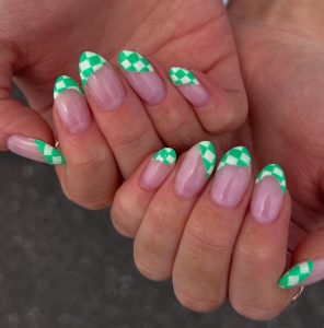 35 Gorgeous Green French Tip Nail Ideas