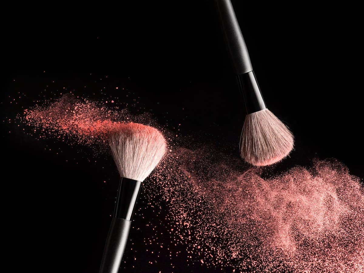 17 Top Brushes for Blush To Transform Your Makeup Routine