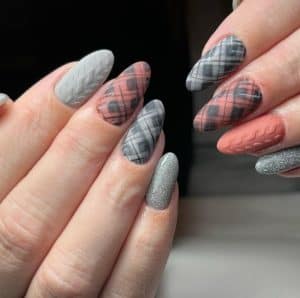 51 Trendy Sweater Nail Designs for Cozy-Chic Manicure