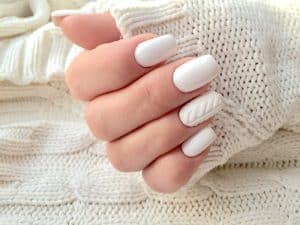 51 Trendy Sweater Nail Designs for Cozy-Chic Manicure