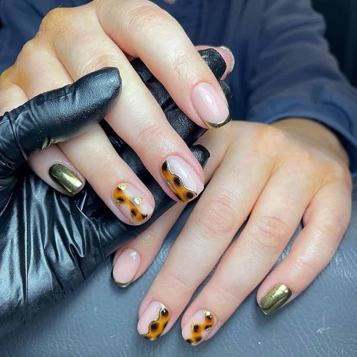 60 Tortoiseshell Nail Designs for a Timeless and Trendy Look!
