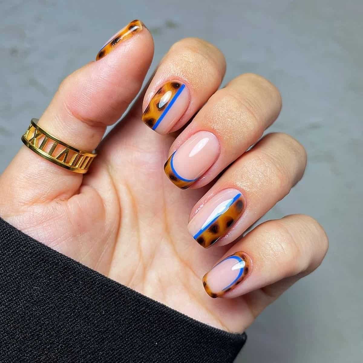 60 Tortoiseshell Nail Designs for a Timeless and Trendy Look!