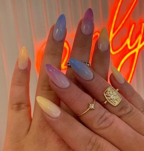 50+ Stylish Medium-Length Nail Ideas for Everyday Elegance