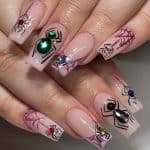 53 Spider Web Nails Weaving Its Way Into Fashion