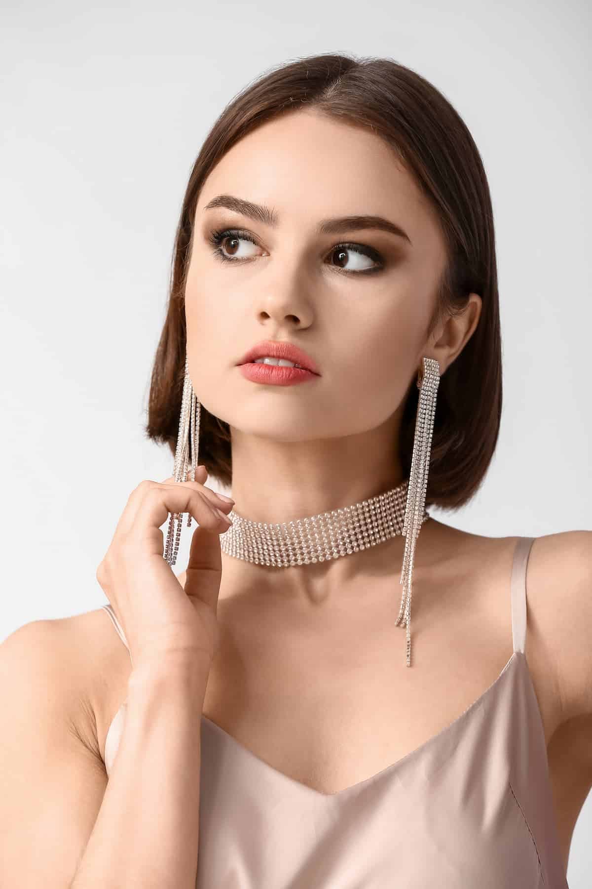 Necklace Lengths: A Styling Guide on Sizes and Types