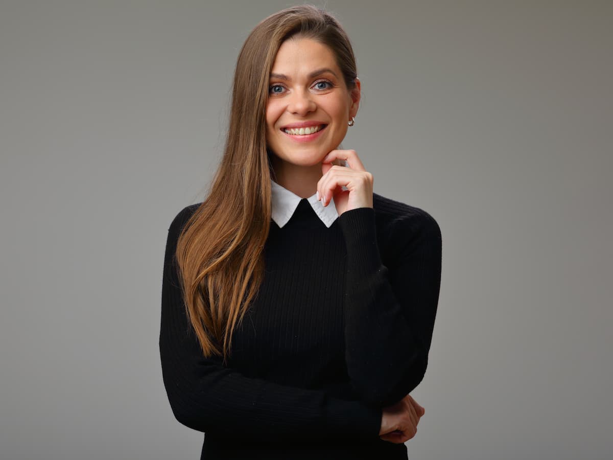 What To Wear to Jury Duty: Court Dress Code + Vogue Looks