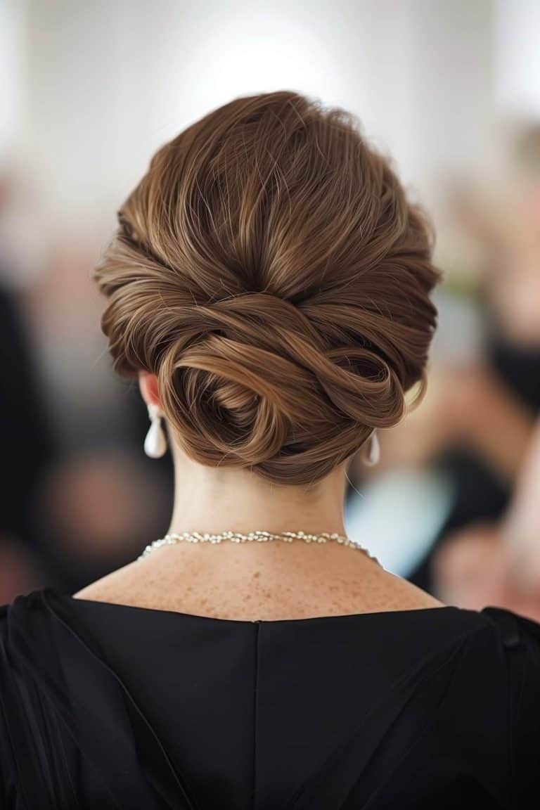 51 Mother of the Bride Hairstyles Perfect for the Big Day